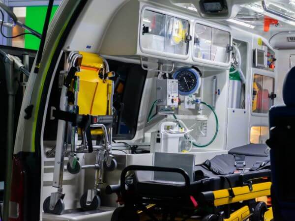 Attrezzatura Ambulanza: Attrezzature Primo Soccorso o Emergenza Avanzata